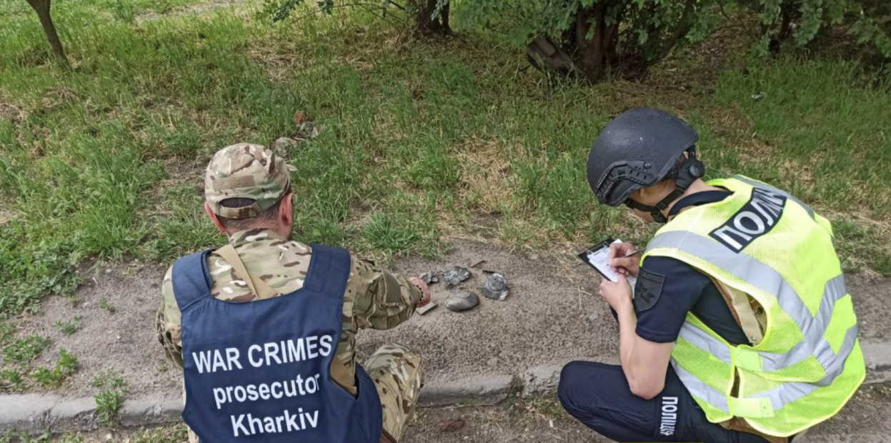 Російські військові обстріляли Ізюм поранено дитину